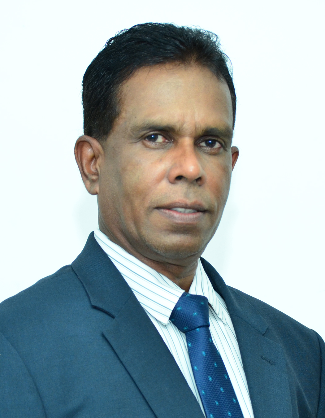 Dean | Faculty of Management & Finance